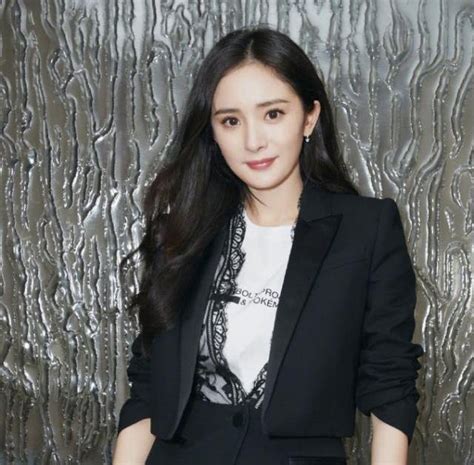 杨幂黑皮裤唐嫣杨幂ai换脸黑科技视频在线看 随意云