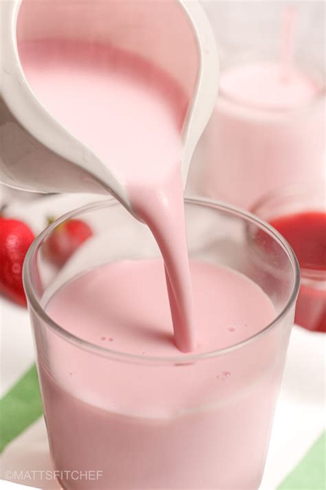 Homemade Strawberry Milk {easy And Healthy}