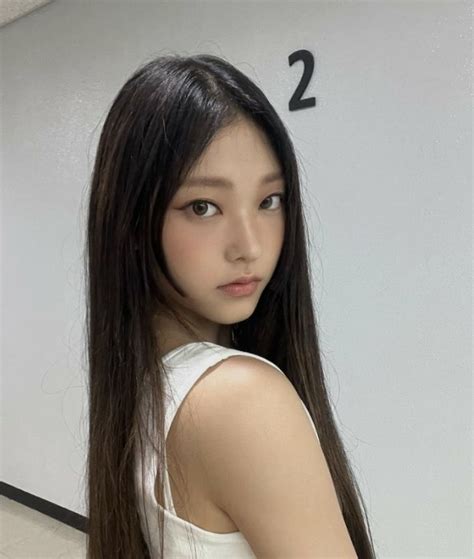 MOTM SEPTEMBER POLL Kpop Shifting Amino