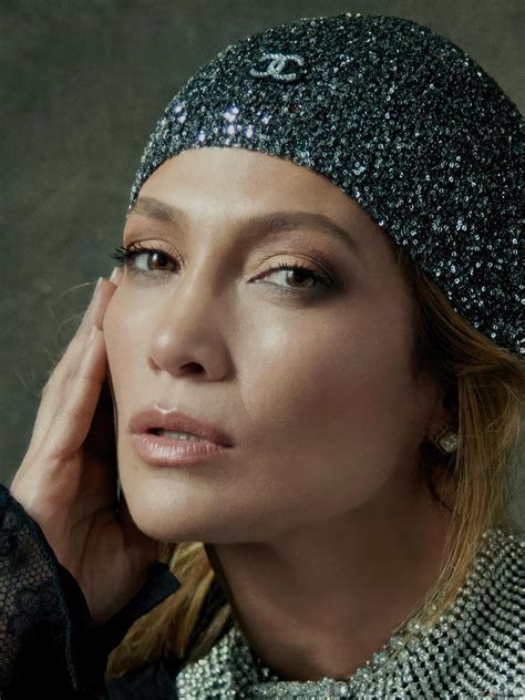 Jennifer Lopez Vogue Shoot 4k Wallpaper Download