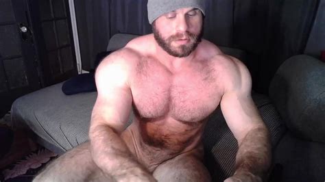 Muscle Bodybuilder Exposing His Amazing Booty Thisvid Com