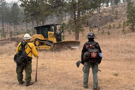 Grand Junction Fire Crews Respond To Large South Dakota Wildfire