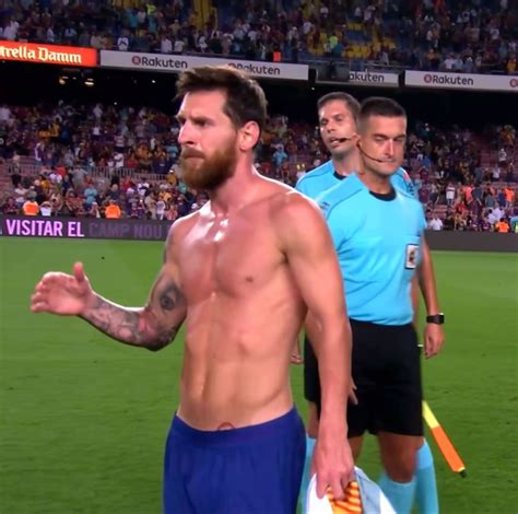 Pin By Sndjmh On In Antonella Messi Leo Messi Lionel Messi