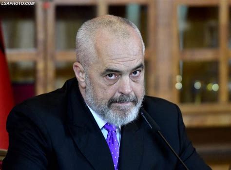 Carpe Diem Veni Vidi Vici Editorial