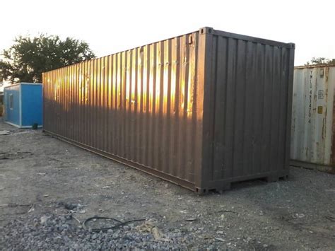 ตู้คอนเทนเนอร์ 40 ฟุต แถมเก็บสี และเคลือบกันสนิม ราคารวมตู้อยู่ที่ 60000 บาทเท่านั้น ราคานี้