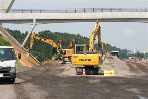 大分57号大野竹田道路坂井迫地区第5工区改良外工事 道路工事 施工実績 小畑組 大分 土木工事擁壁工事ブロック工事など総合土木工事