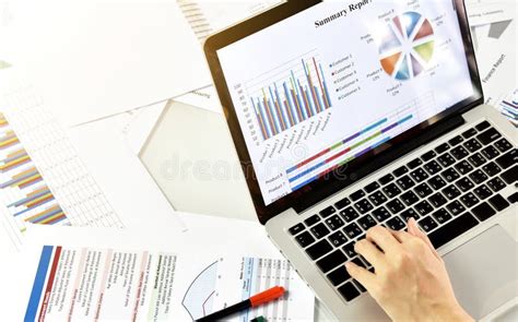 4 384 Executive Summary Stock Photos Free Royalty Free Stock Photos From Dreamstime