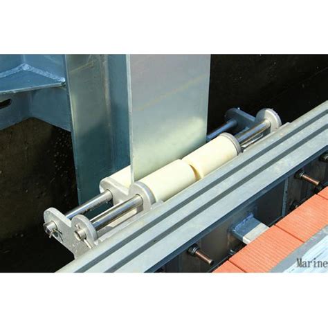 China Kaishin Floating Dock Pile Guide Floating Docks Aluminum Pile Guide Rubber China