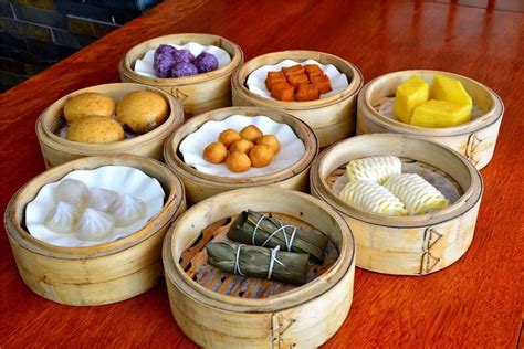 广式早茶甜点广式早茶点心大山谷图库