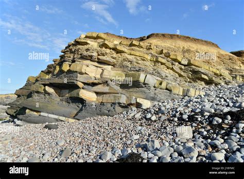 Shale Cliffs Hi Res Stock Photography And Images Alamy