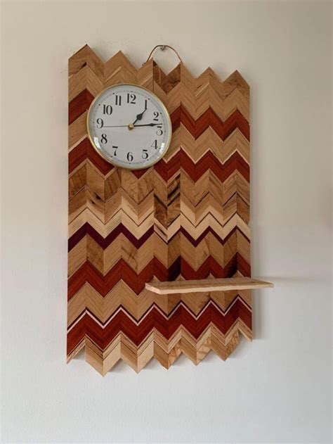 Dizzy Clock R Woodworking