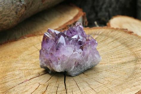 Rings Amethyst Crystal Rock Chasing