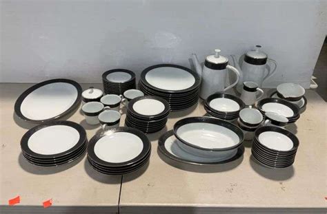 Two Boxes Noritake Chinaware Over 70 Pieces Includes Plates