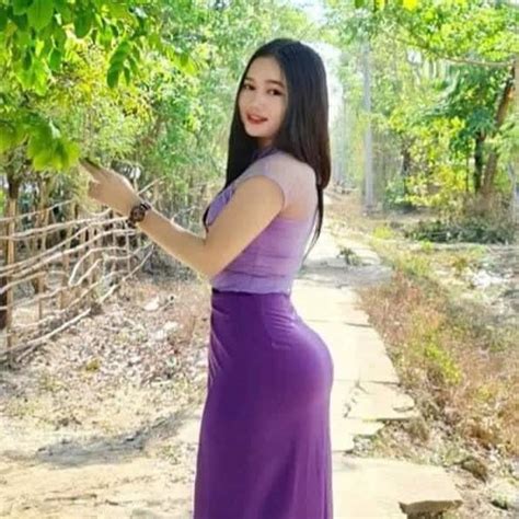 Cele မမများ