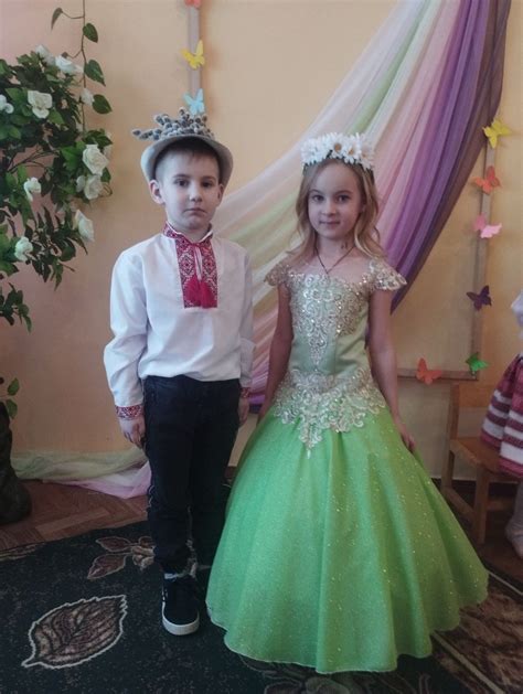 Сукні на випускний в садочок Святкові дитячі сукні Сукні для фотосесій 400 грн Одяг для