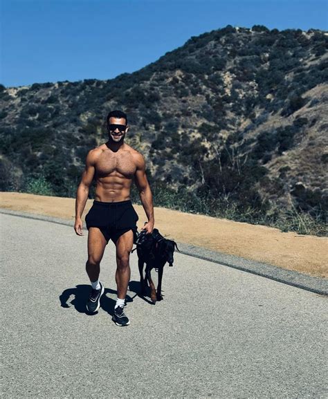 Britney Messed Up Fans Tell Pop Stars Ex Sam Asghari After He Shows