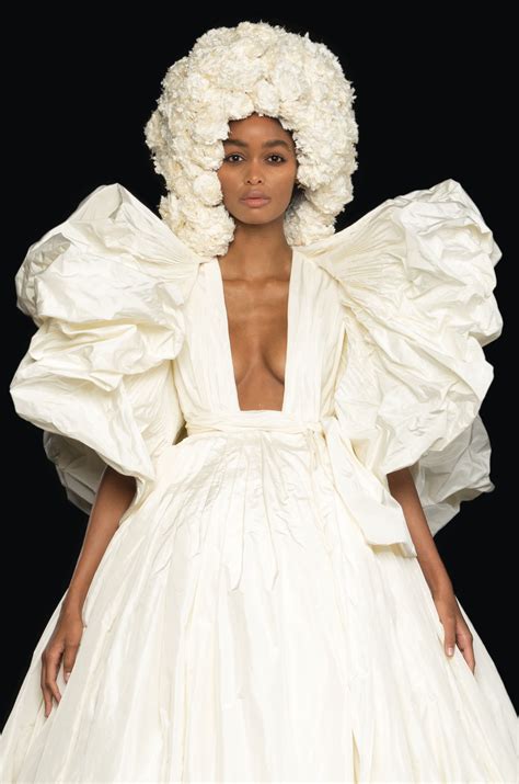 Valentino Wedding Gown 60 Photos