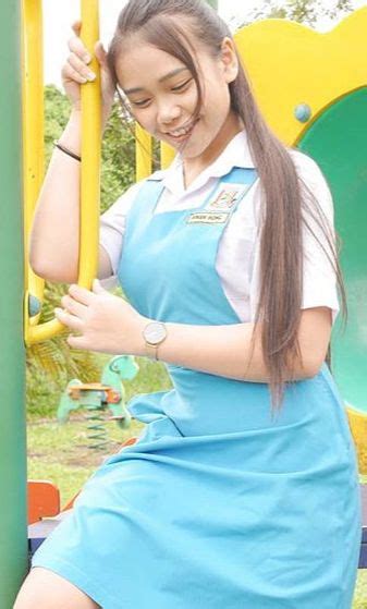 Pin By Fried Mash Potato On Schoolgirl Malaysia School Pinafore
