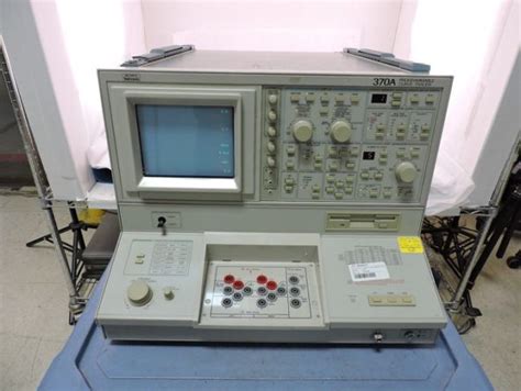 Tektronix P5205 Paragon Test Equipment