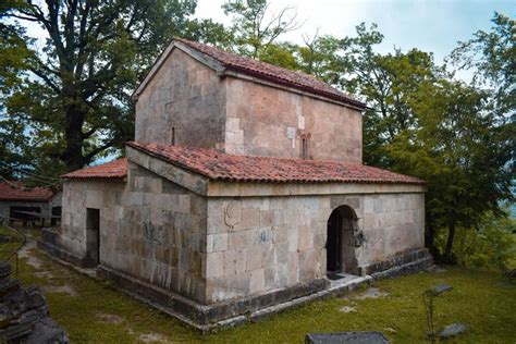 დარკვეთის წმ გიორგის ეკლესია Georgian Travel Guide