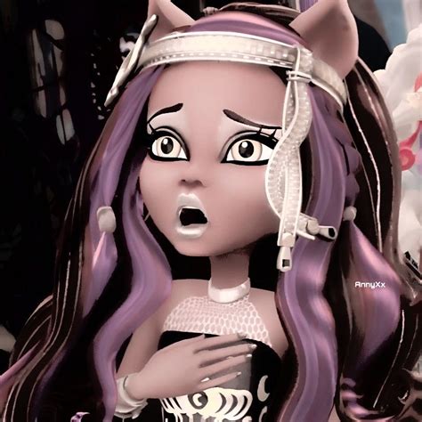 Clawdeen Wolf Garotas