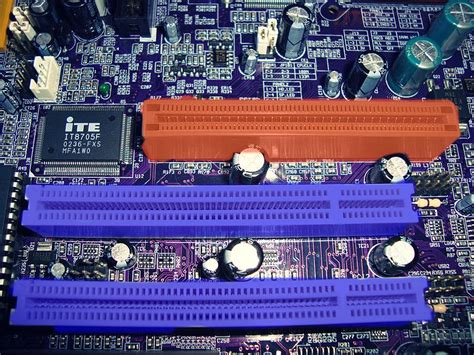 Ranura PCI Express Ranuras PCI Express AGP