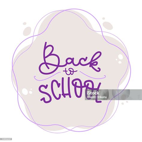 학교 편지로 돌아 가기 정사각형 배너 보라색 손으로 그린 텍스트 재미있는 유기 모양 배경 교육의 개념 벡터 일러스트 레이 션 평면 디자인 신학기에 대한 스톡 벡터 아트 및