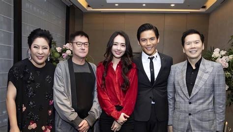 向华强有几个孩子向佐向佑同父异母的妹妹叫什么名字 郭碧婷 陈岚 女儿
