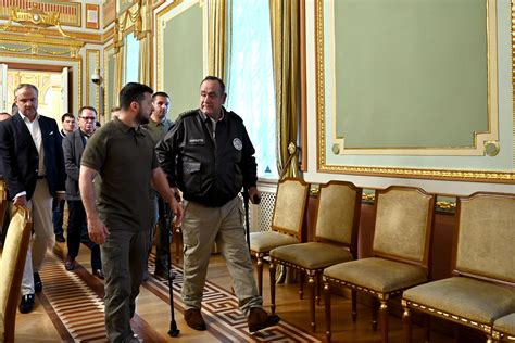 Фото Зустрічі й наради — Офіційне інтернет представництво Президента України