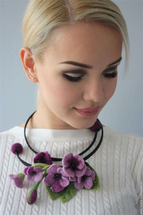 Колье бусы ручной работы Ярмарка Мастеров ручная работа Купить Колье Вальс цветов