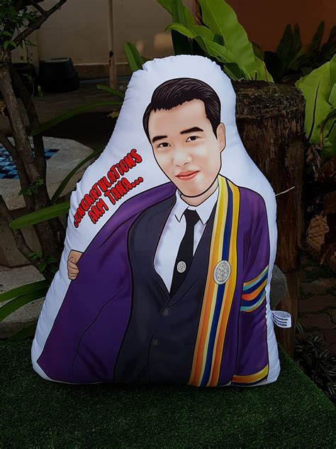 Finha Finhandmade หมอนสกรีนภาพวาด เคสสกรีน วาดรูปการ์ตูน