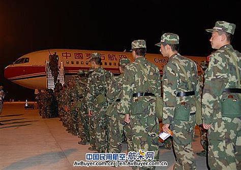 东航再送云南赴舟曲救灾武警官兵返滇 中国民用航空网