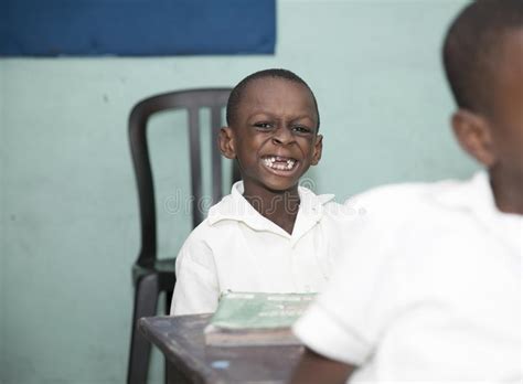coliers De Base Du Ghana Afrique De L ouest Photo stock éditorial Image du nature amorce