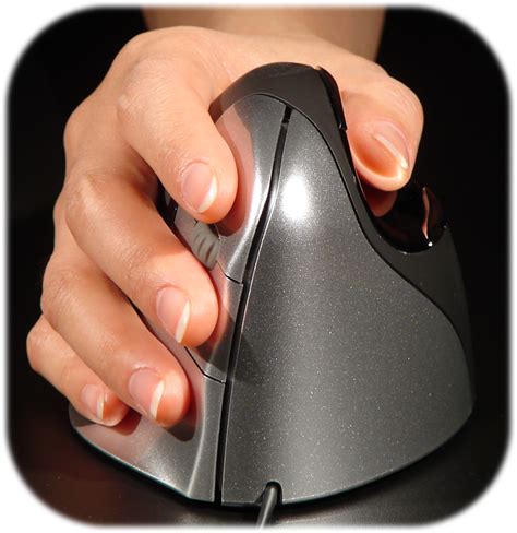 Evoluent Verticalmouse 4 By Evoluent Ergocanada Detailed