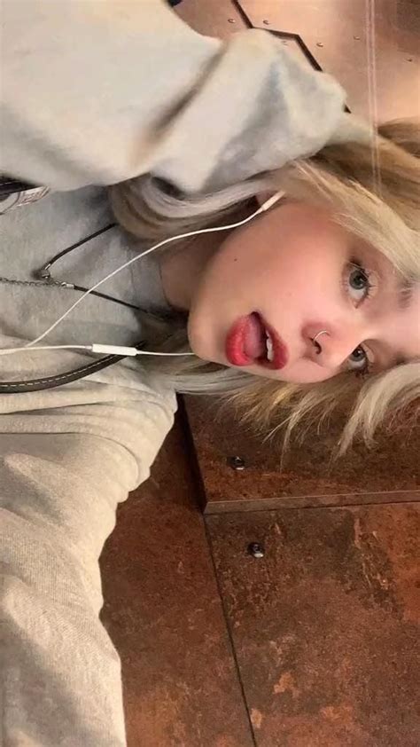 Пин от пользователя Yakimenko Maxim на доске Портреты девушек Портреты девушек Лицо Портрет