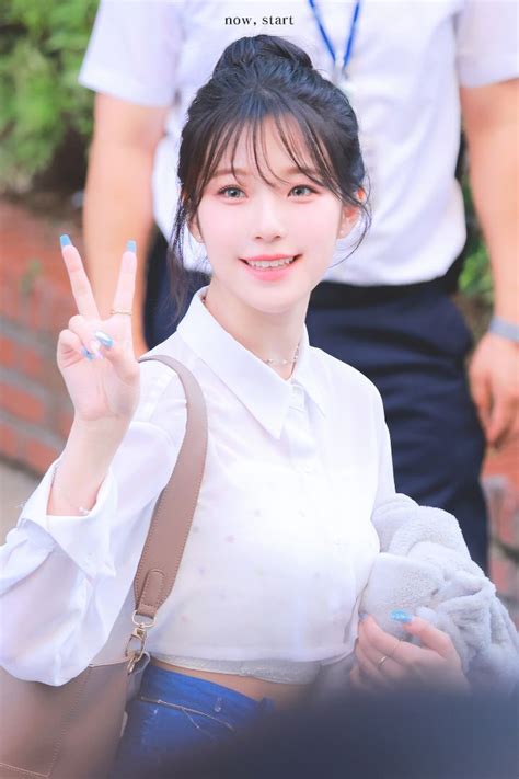 귀여운 프로미스나인 백지헌 촬스의 이슈와 유머