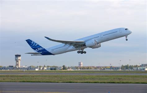 第二架空客a350xwb测试飞机完成首飞图a350空客测试飞行新浪航空