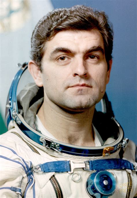 Cosmonaut Biography: Aleksandr Aleksandrov