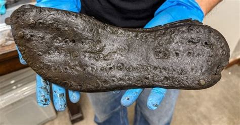 Ocho Zapatos Gigantes Excavados En Un Fuerte Romano En Inglaterra Infobae