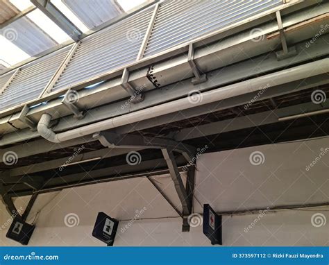 Industrial Ceiling Cassette Air Conditioner With Fire Safety Sensor