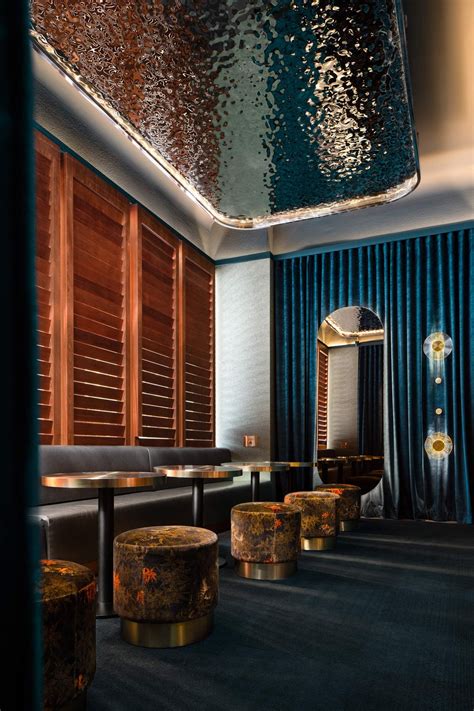 Singapore Night Out New Cocktail Bar Lounge Set Of Six By Hot Design