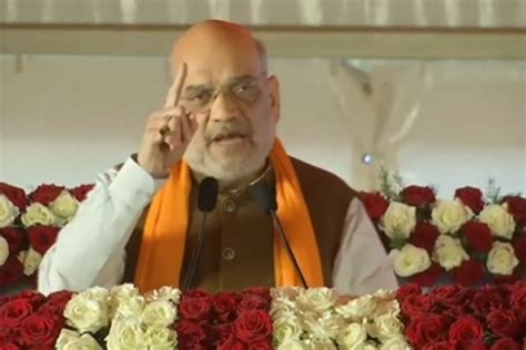 Bengaluru Amit Shah Slams Congress And Jds For Dynastic Politics