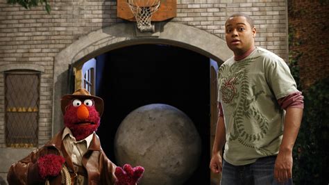 The Golden Triangle Sesame Street Series 48 Episode 30 Apple Tv Uk