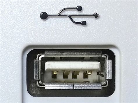 Почему Usb разъемы разного цвета Как это влияет на зарядку и другие опции Ответ удивит ТУТ