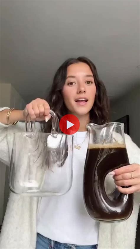 커피를 너무 좋아하는 여자 유머 움짤 이슈 에펨코리아