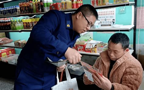 张家界消防“走街串巷”深入商铺 开展“入户式”消防宣传活动群众辖区火灾