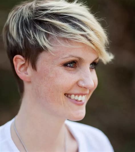 How To Clean Ear Piercings 11 Easy Tips For Fast Healing