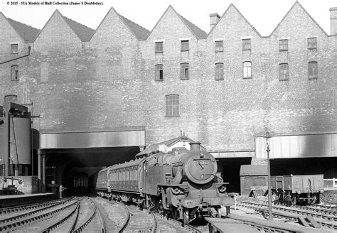 Birmingham New Street Station Ex Lms Stanier 4p 2 6 4t No 42674 Is Seen Arriving At New