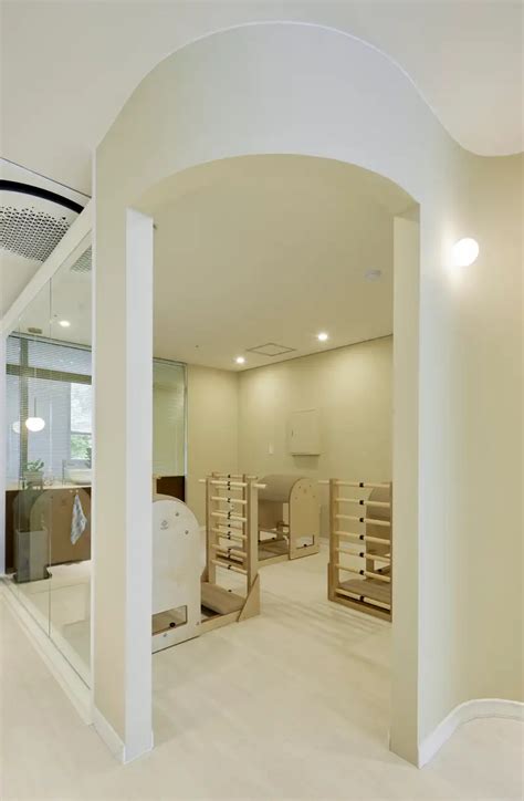 화이트톤 모던하고 고급스러운 28평 필라테스 인테리어 시흥 은행동 화이트톤 모던하고 고급스러운 28평 필라테스 인테리어 시흥 은행동