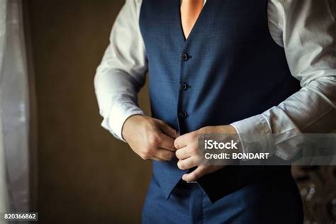 사업가 재킷을 착용 정치인 남자의 스타일 남성 손 근접 촬영 미국 유럽 사업 비즈니스 패션 및 의류 개념 개념에 대한 스톡 사진 및 기타 이미지 Istock